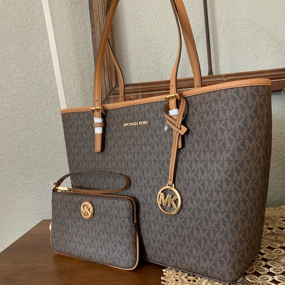 Michael Kors | Bags | New Mk Set | Poshmark